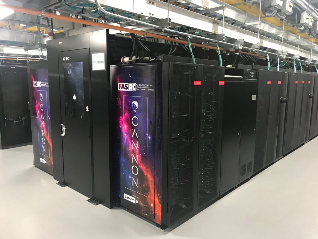 Lenovo e Intel annunciano il primo supercomputer raffreddato a liquido ...